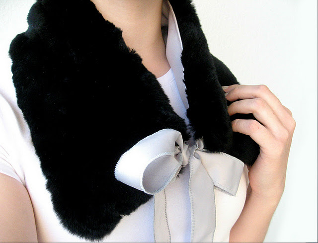 DIY Faux Fur Collars, Scarves and Neckwarmers - Oh You Crafty Gal