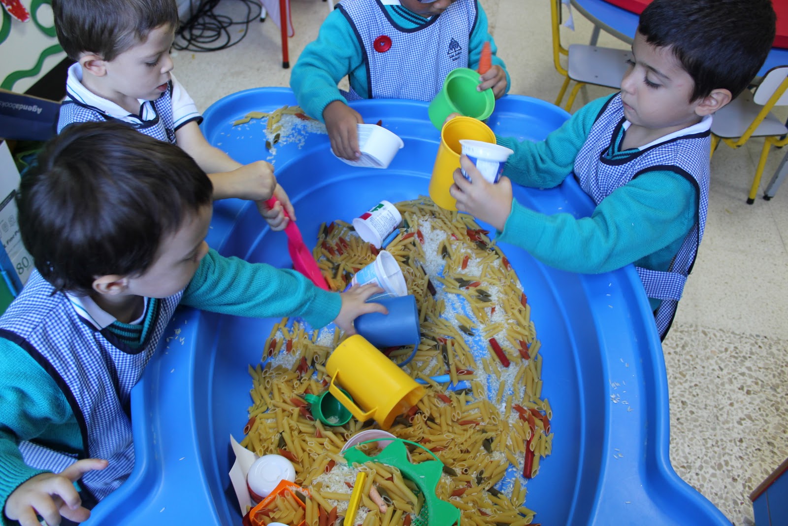 Ms Rachel's Classroom: Pasta Play