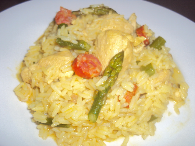 chez moi: Arroz de caril com frango, espargos e linguiça