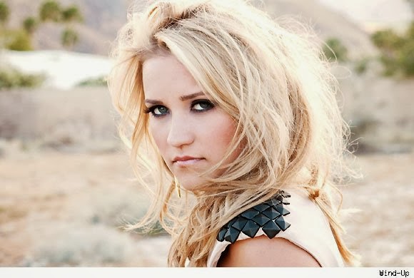 Models Gallery: Emily Osment