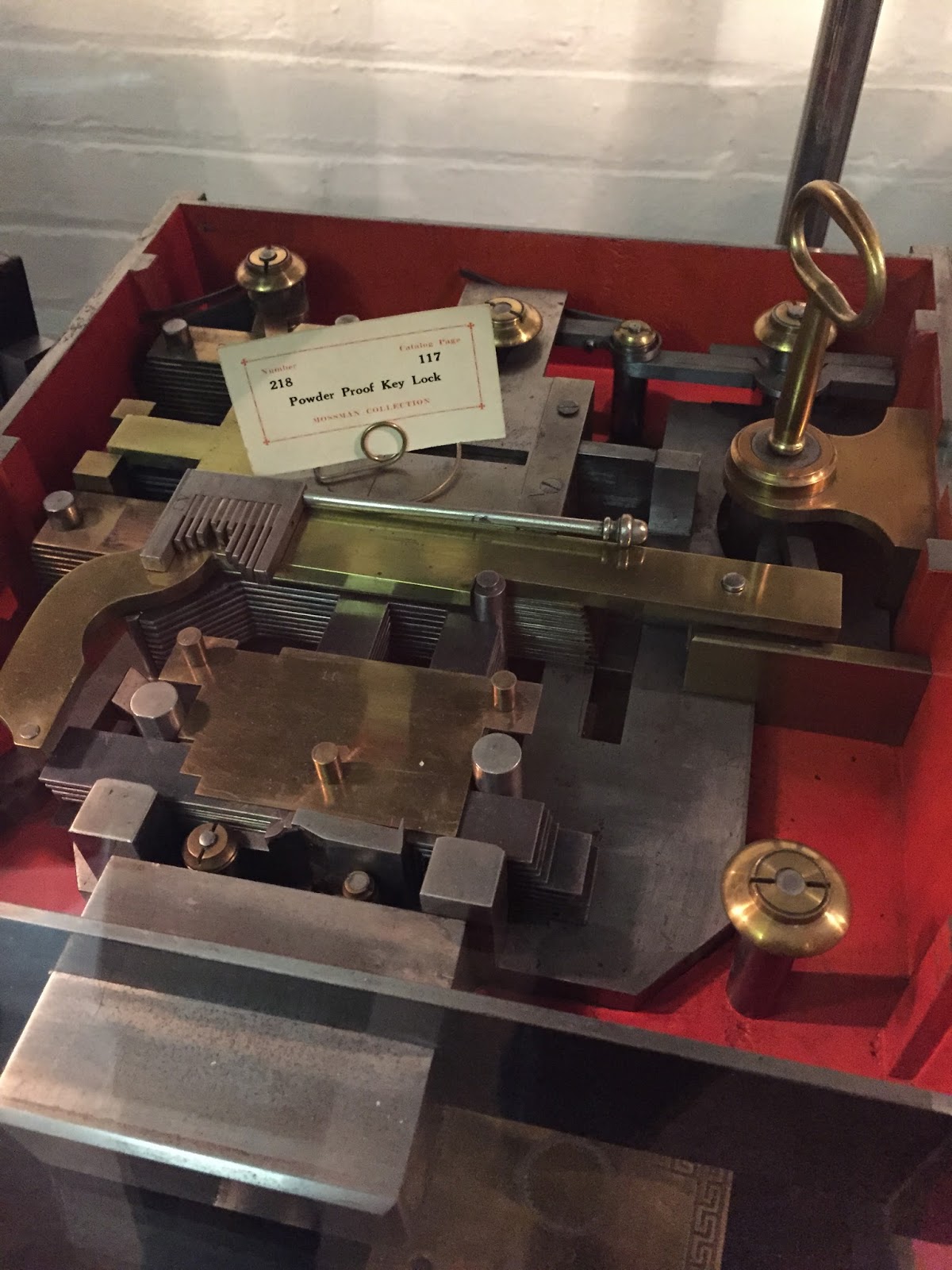 HeavyMetalPuzzles: John M. Mossman Lock Museum