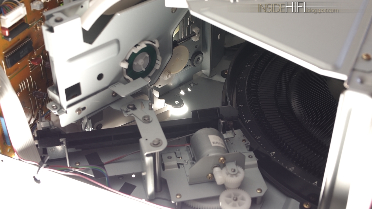 Inside Hi-Fi: Kenwood DPF-J9030