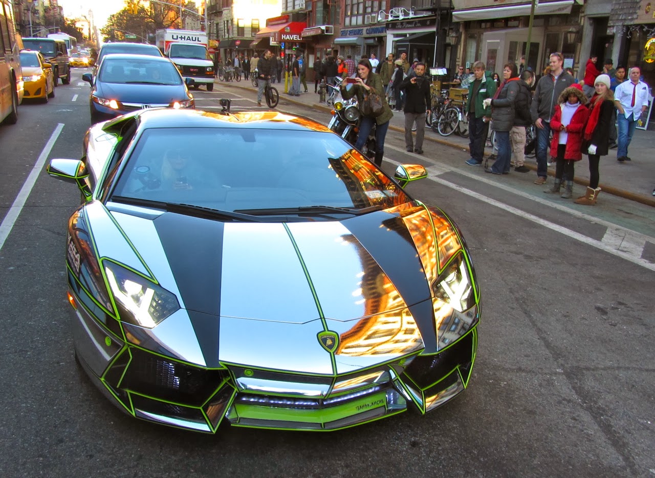 EV Grieve: Taking the 'WINNING' Lambo out for a spin today on Second Avenue