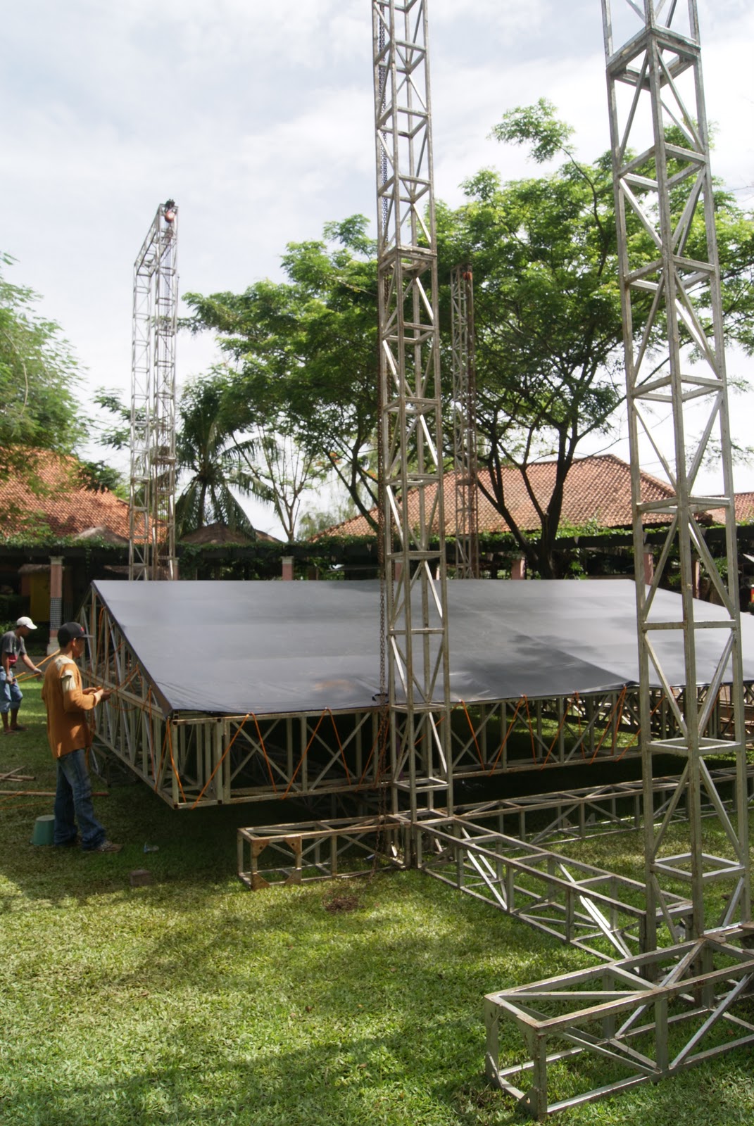 PANGGUNG RIGGING