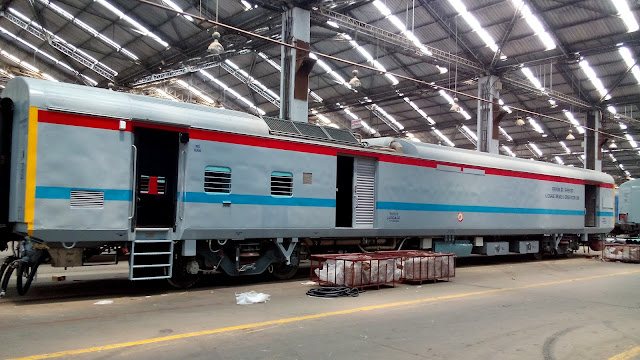 Rail Maniac: Innovative Design of "RDSO TRAIL COACH ( LHB SLR ) WITH ...