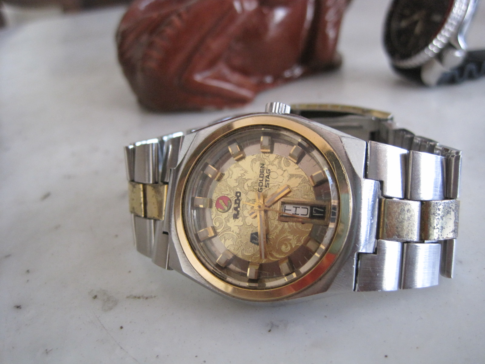 TiMEkeeper: -sold- Rado Golden Stag Ring Gold