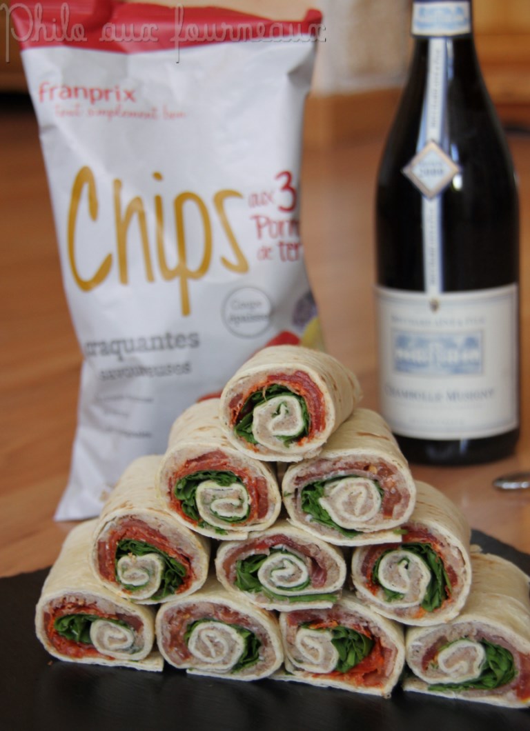 Philo aux fourneaux: Wrap à la rillette, roquette, tomate & jambon sec