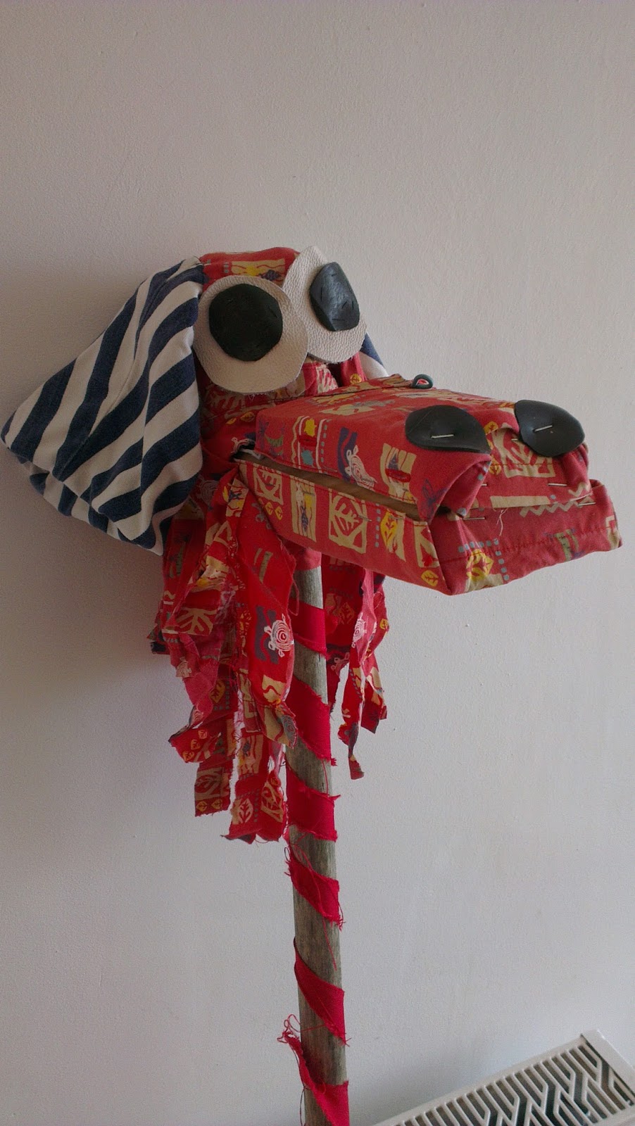 Cioplit dintr-o bucata - linguri, cauce si in curand alte obiecte din ...