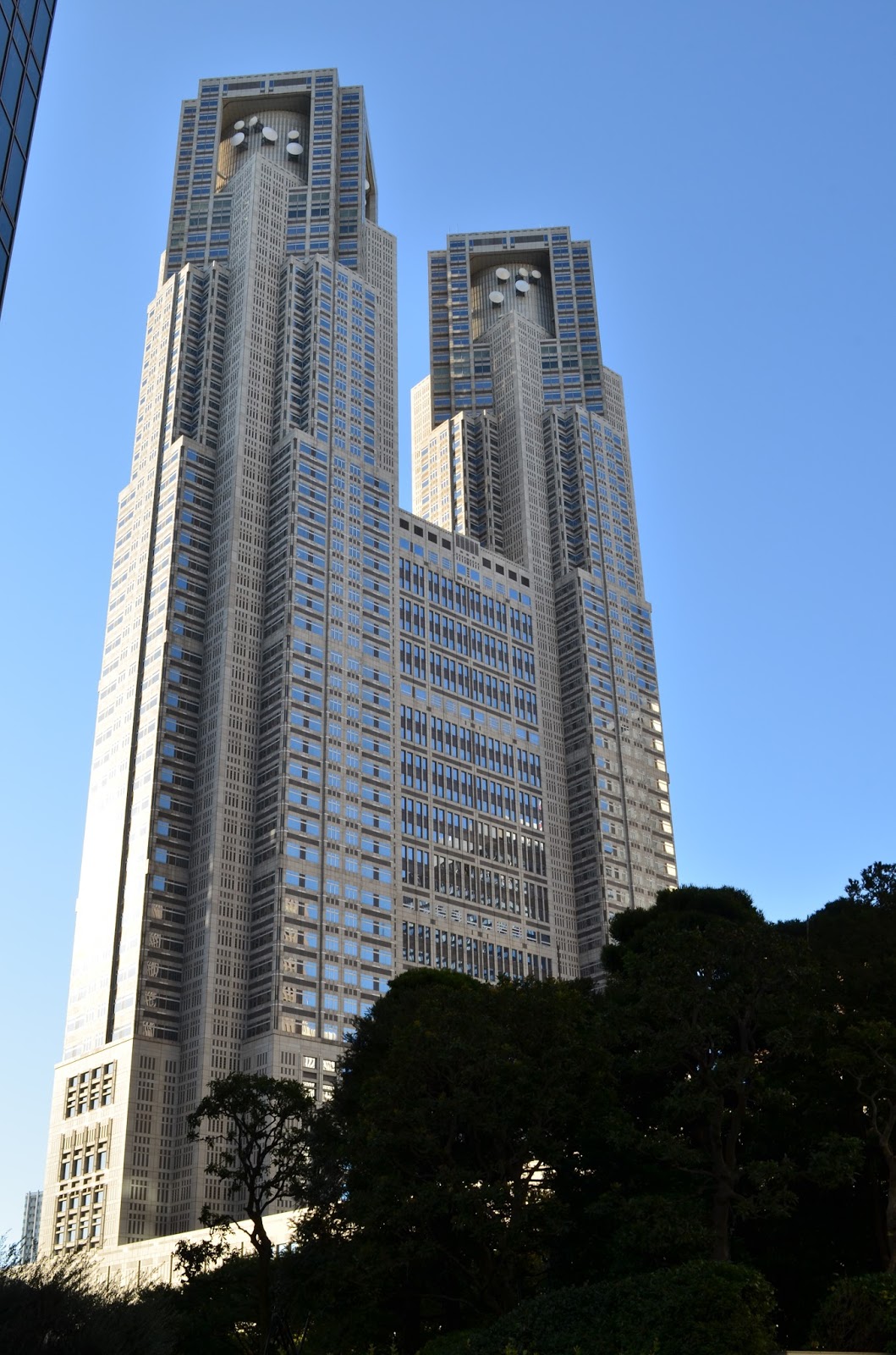 vonikoni: Tokyo 2015 – Rathaus Shinjuku
