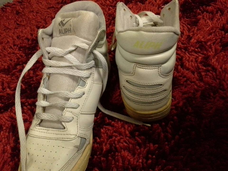 pArT tiMe bUnDLe: Vintage Aliph Trans Hi-Cut Shoes (SOLD)