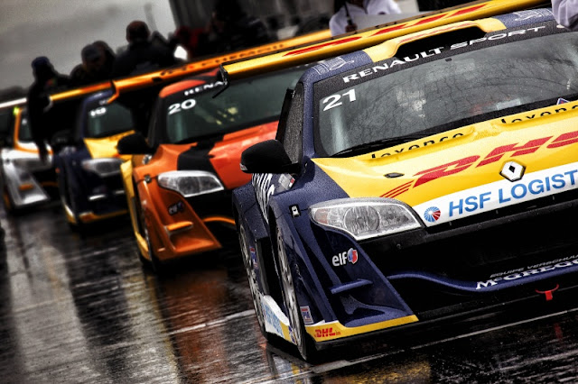 Renault Megane Trophy V6