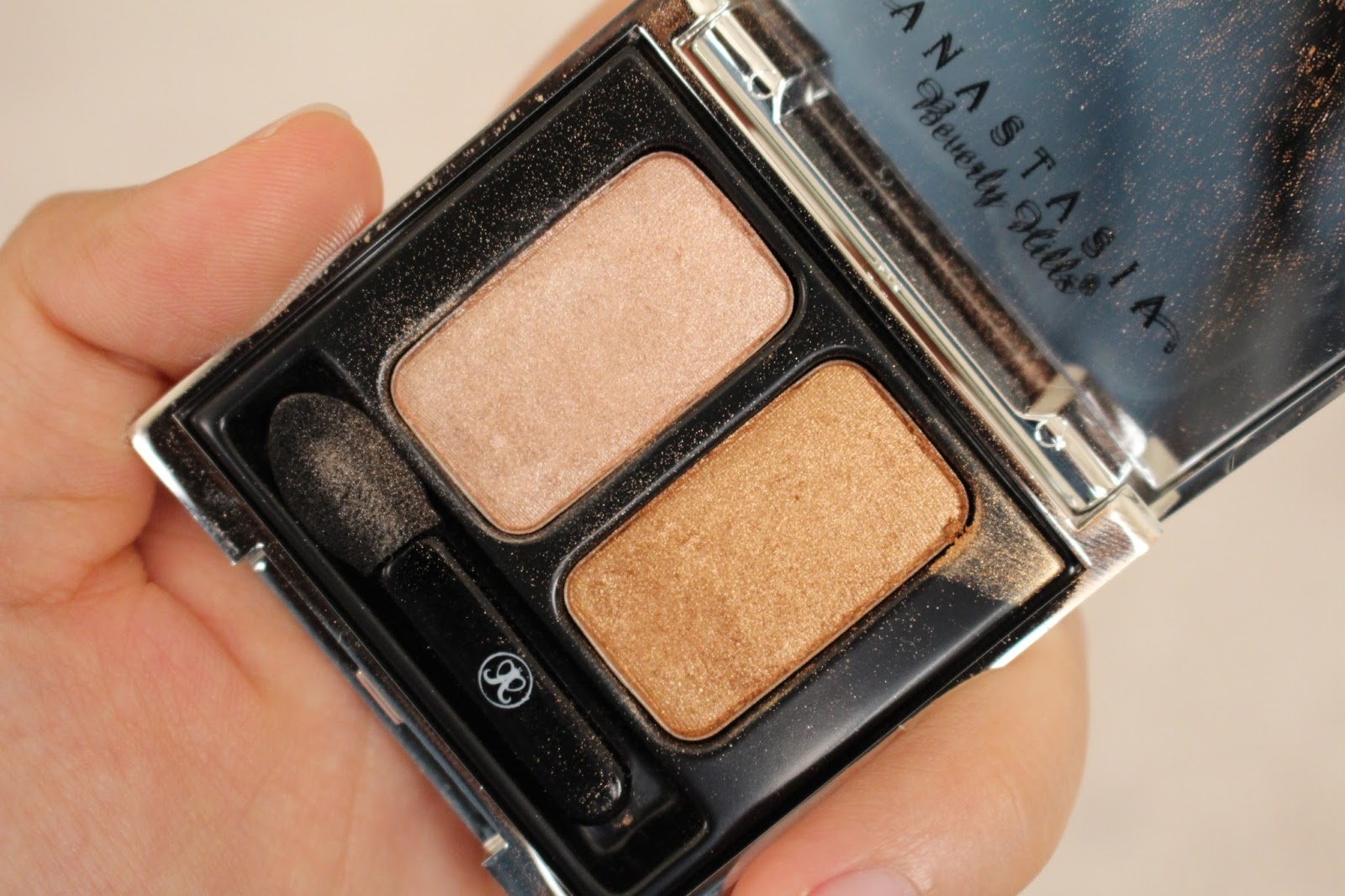SK BEAUTY DIARY ♥ : Single-Duo Eyeshadows that Work Great on Its Own
