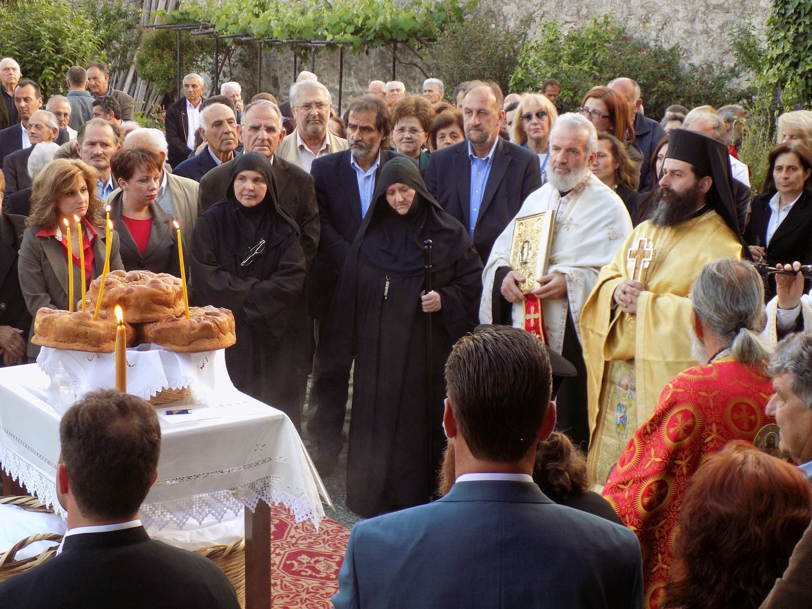 ΕΤΣΙ ΠΑΝΗΓΥΡΙΣΕ ΤΟ ΖΑΡΚΟ ΤΡΙΚΑΛΩΝ ~ ΚΡΗΝΗ ΤΡΙΚΑΛΩΝ BLOG