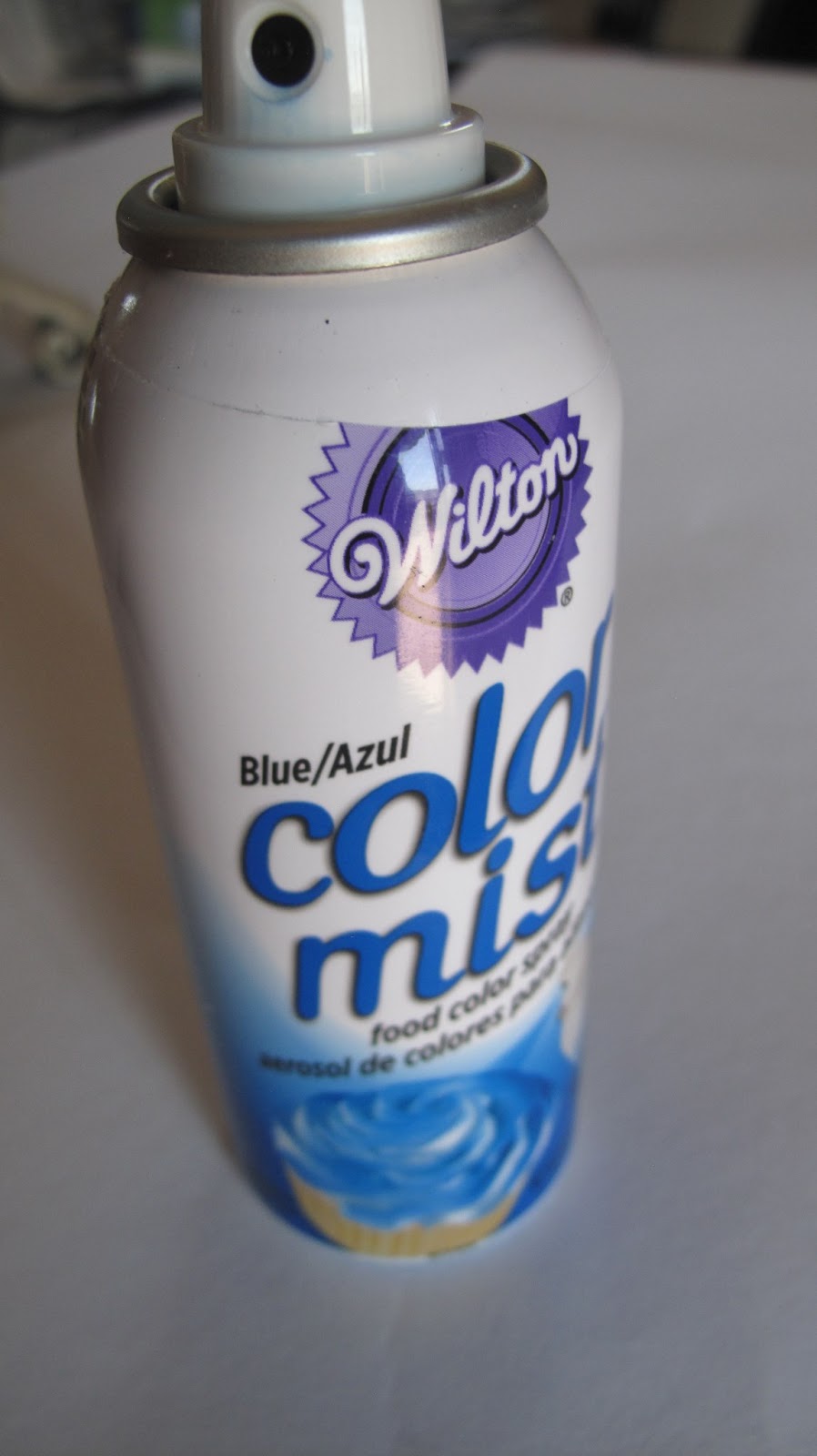 Red Couch Recipes: Spray Mist Frosting Graduation Cake