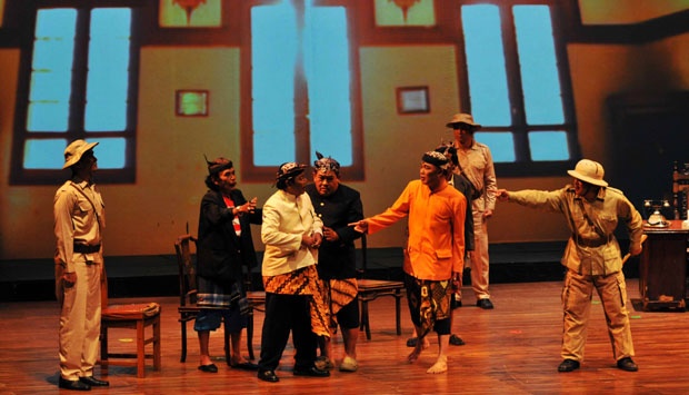 Seni Teater Tradisional Yang Terkenal Di Indonesia | Seni Budaya dan ...
