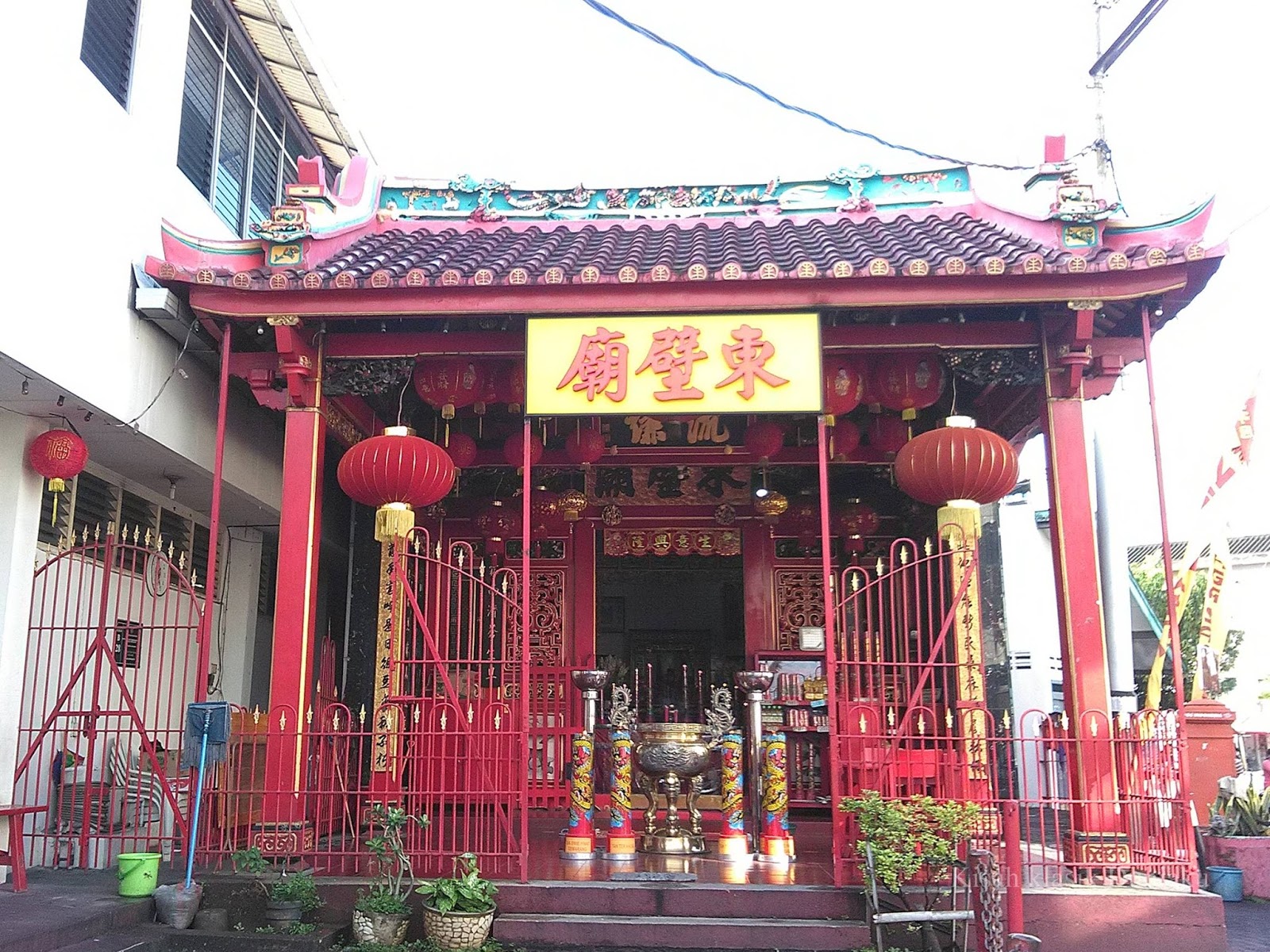 Kisah Klasik Duniaku: Asyiknya Berjalan Kaki Menyusuri Pecinan Semarang