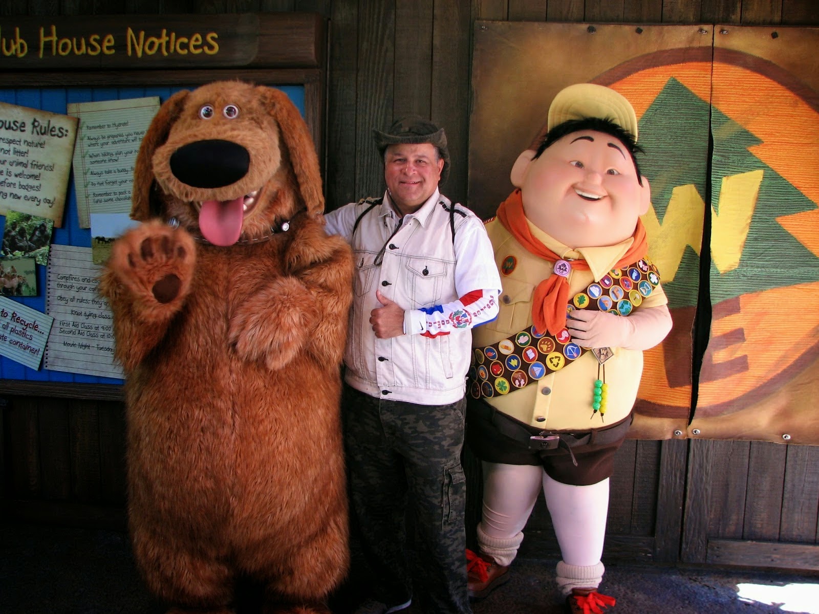 Bonao Internacional: CARL FREDERICKSEN , PERSONAJE CENTRAL DE LA PELICULA ANIMADA " UP" , UNA ...