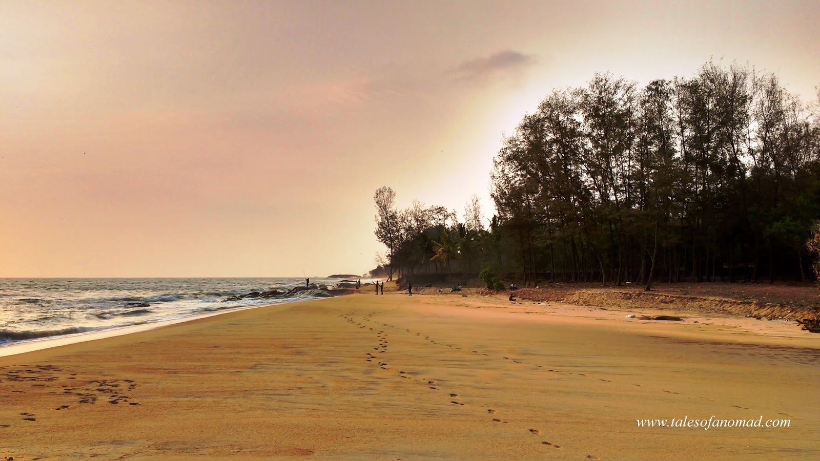 Tales Of A Nomad: Beaches of Mangalore