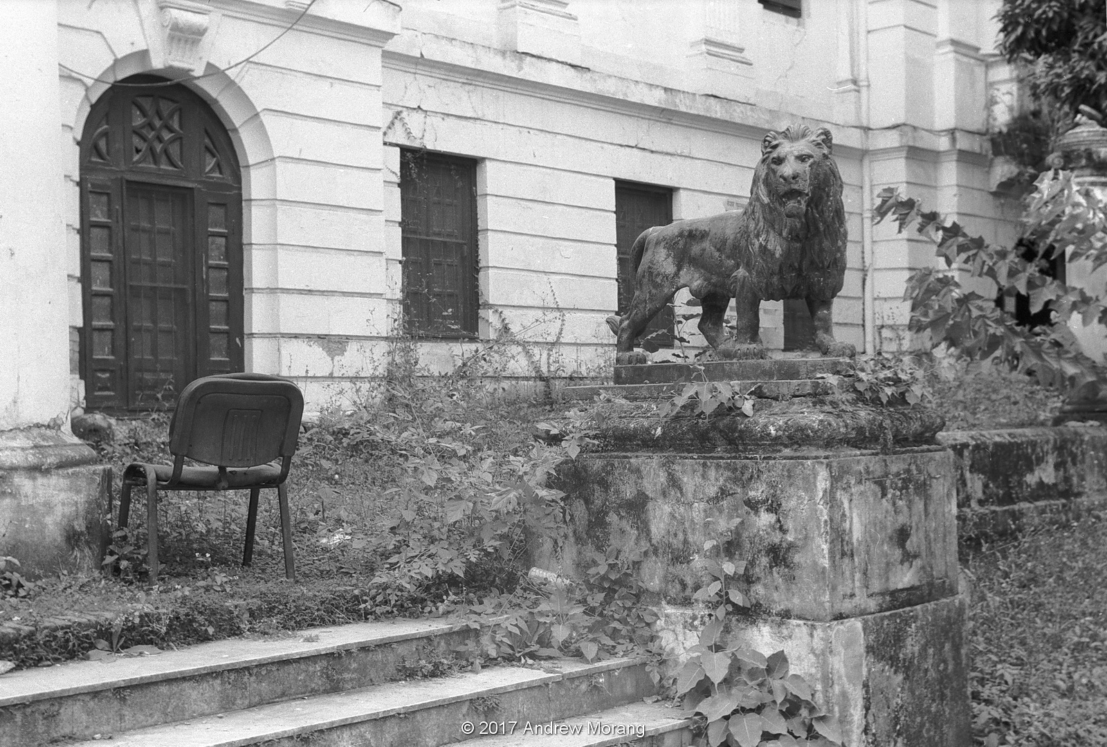 Urban Decay: Kaiser Mahal and Kaiser's Library, Kathmandu (Nepal ...