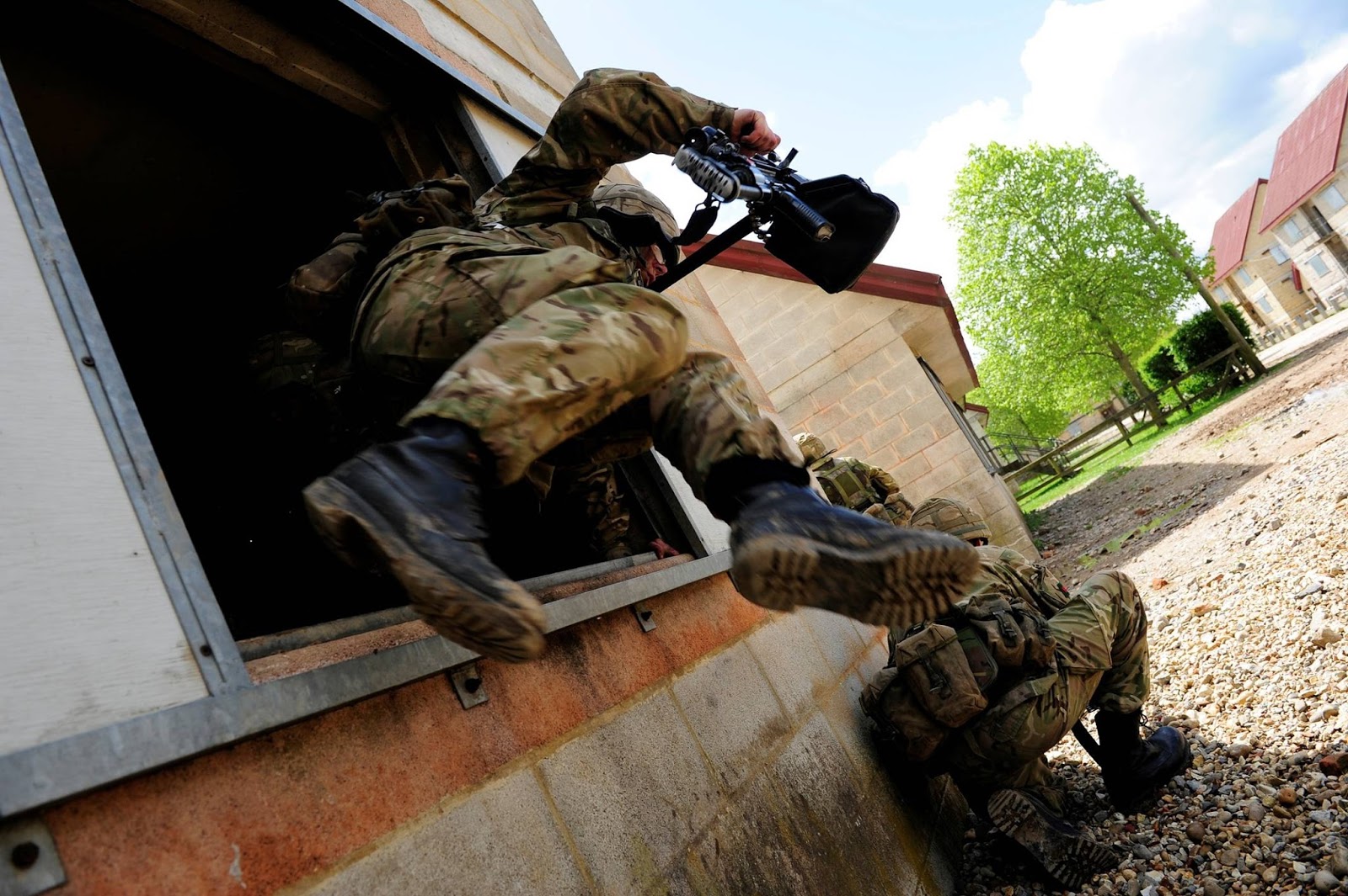 Copehill Down – Sleepy English Village with a Difference ~ Kuriositas