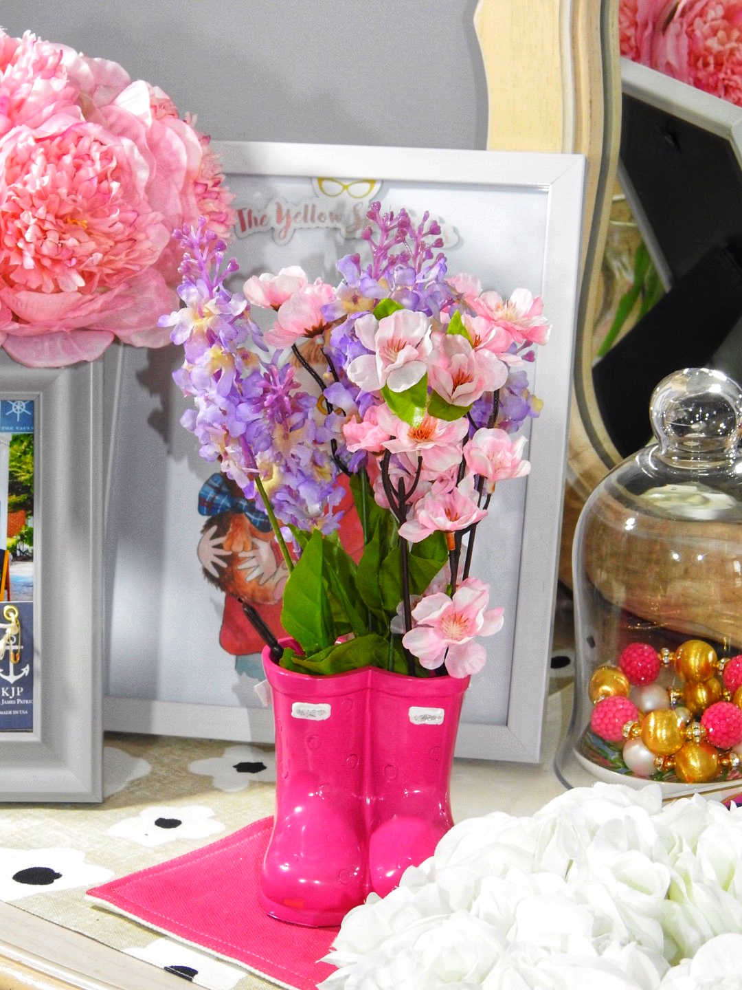 Happy Spring! DIY Rain Boot Planter — The Yellow Spectacles