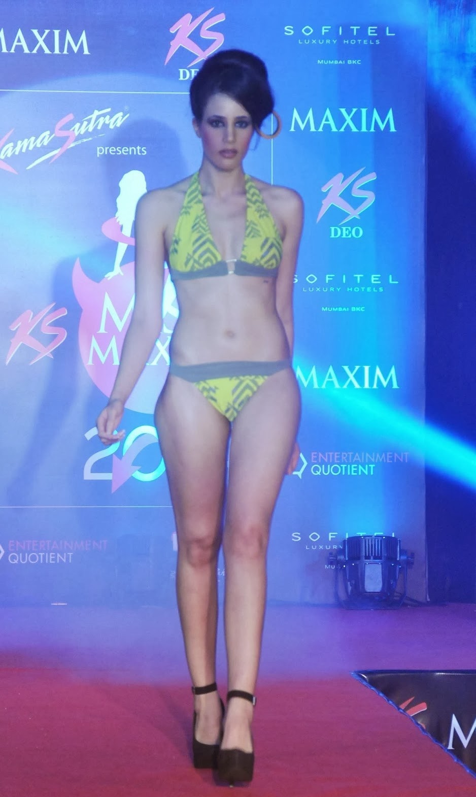 Miss Maxim Bikini Show Mumbai Super Hot Indian Models Bikini Photoshoot - Hot PHOTOSHOOT ...