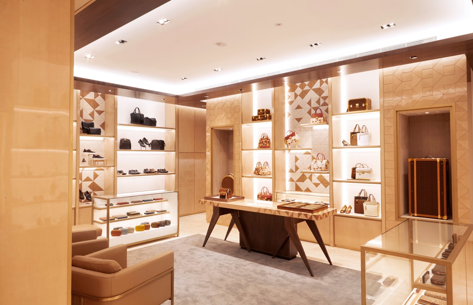 BUTIK BONIA DI MID VALLEY SESAK KERANA AERIL ZAFREL