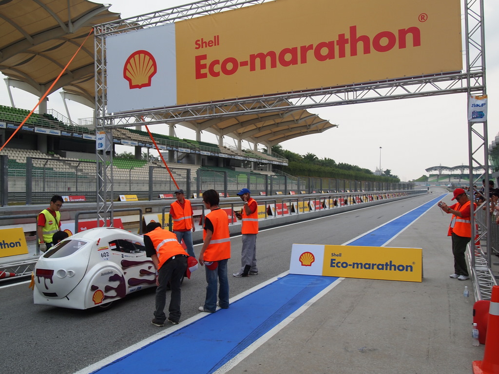 NUS Eco Car Project: SEM Asia 2011 (Day 2)