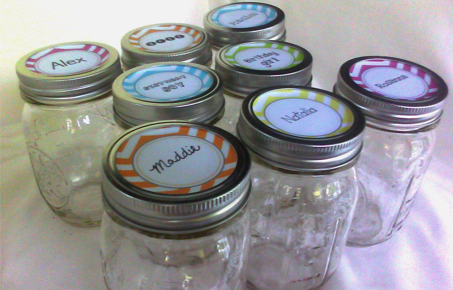 Monkey See Monkey DIY: DIY Customized Mason Jar Party Favors