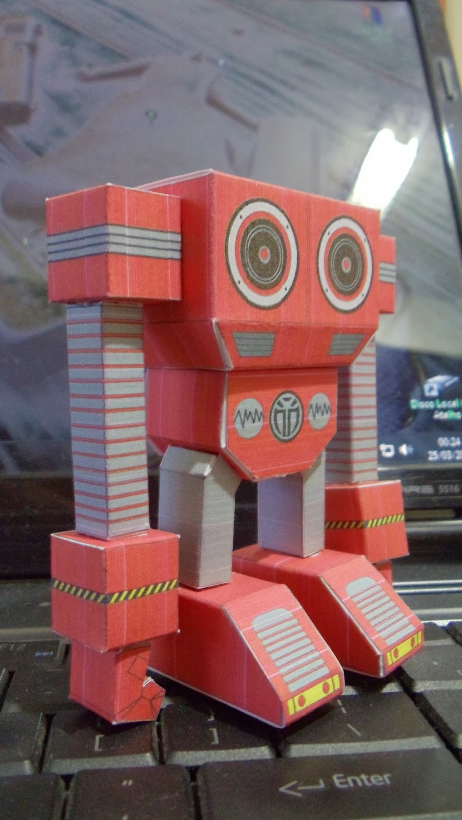 Hobbies & Coleções: PaperCraft Robo