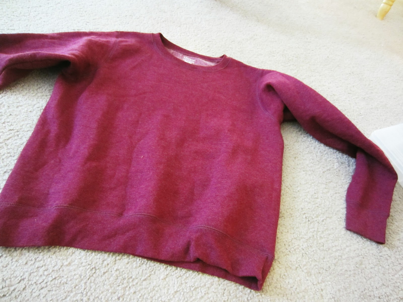 Rachel Jaybird: DIY Sweatshirts-Restyled... Four of them!