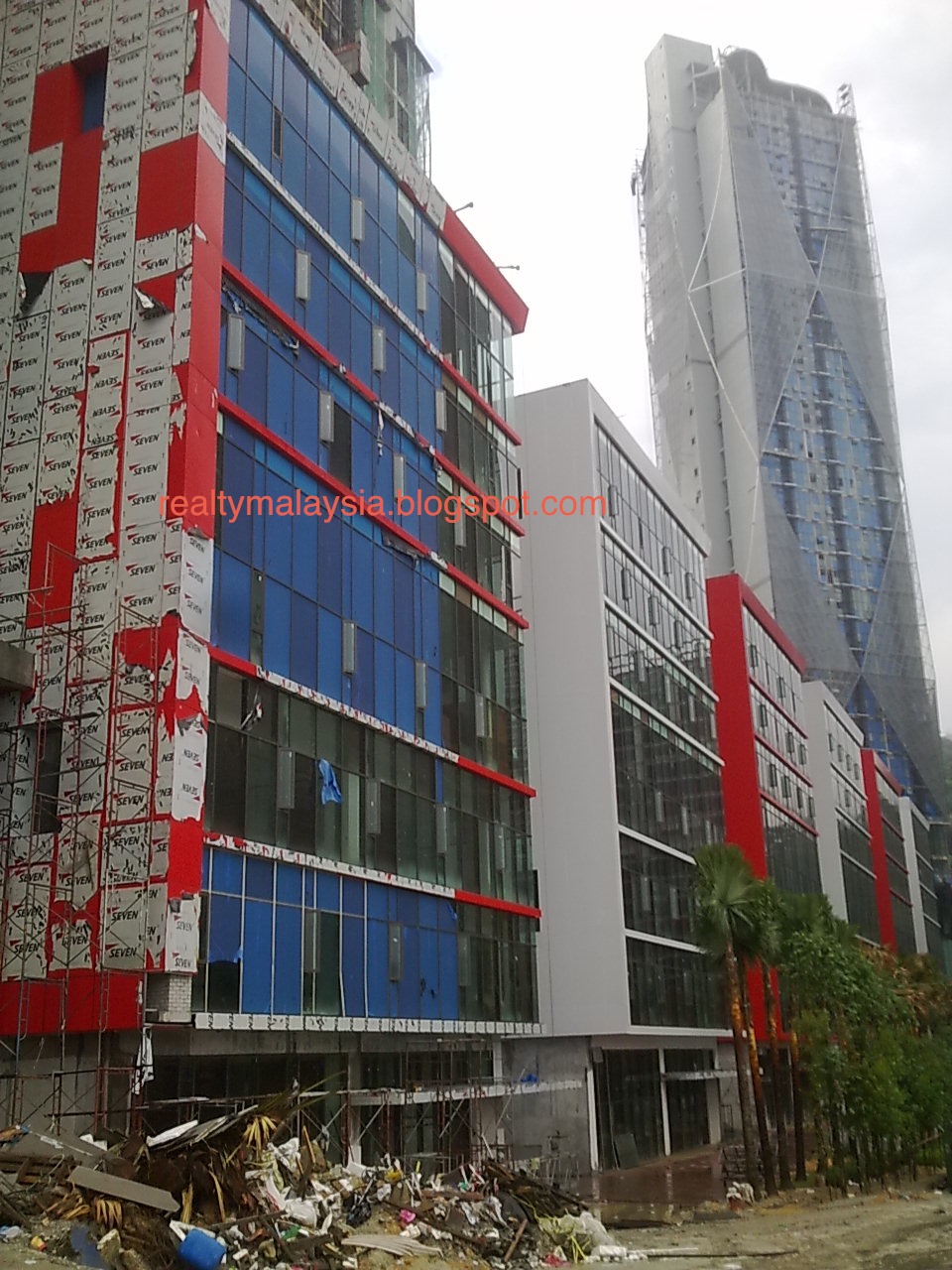 Real Estate Investments in Malaysia: The Empire Damansara in Pictures