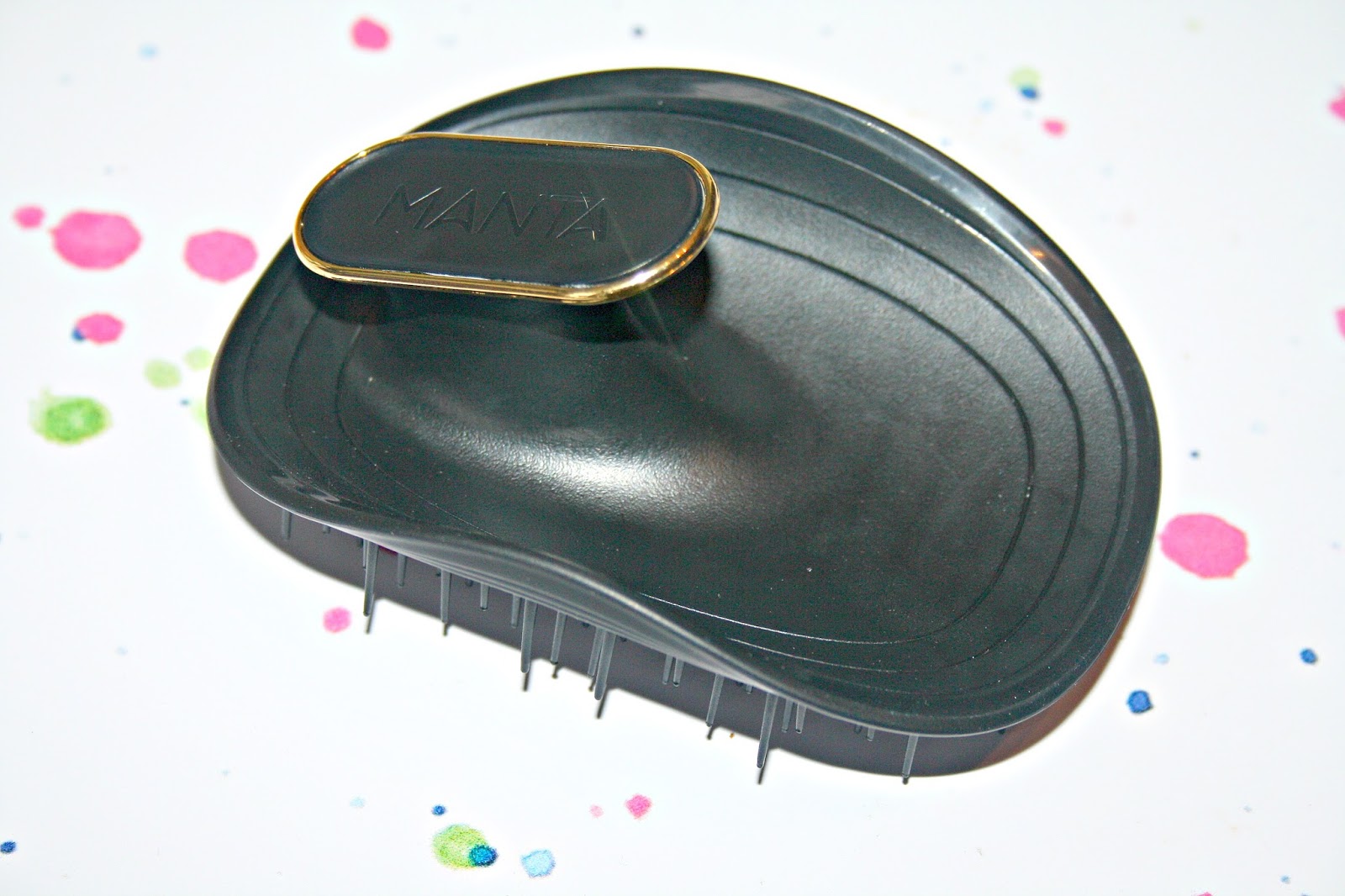 Beautyqueenuk | A UK Beauty and Lifestyle Blog: Manta Brush