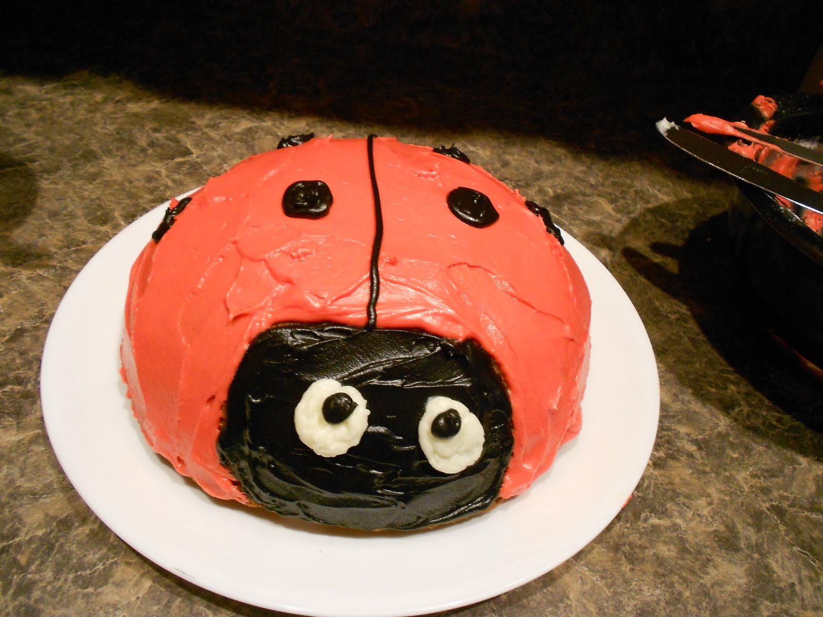 Almost Unschoolers: How to Make a Super Simple Ladybug Cake