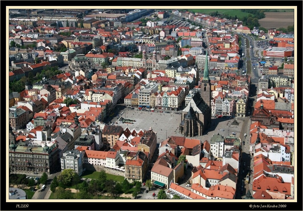 FLyFOTO letecká fotografie a video: Plzeň