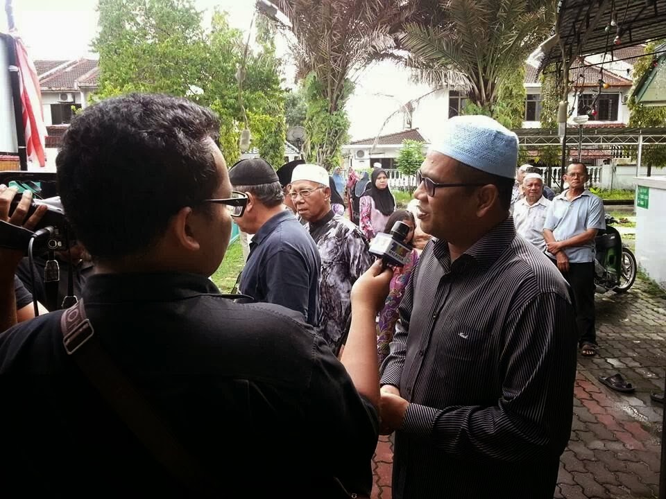 Hablulyuzi: Gambar sekitar pengebumian Allahyarham Haji Ahmad Busu.