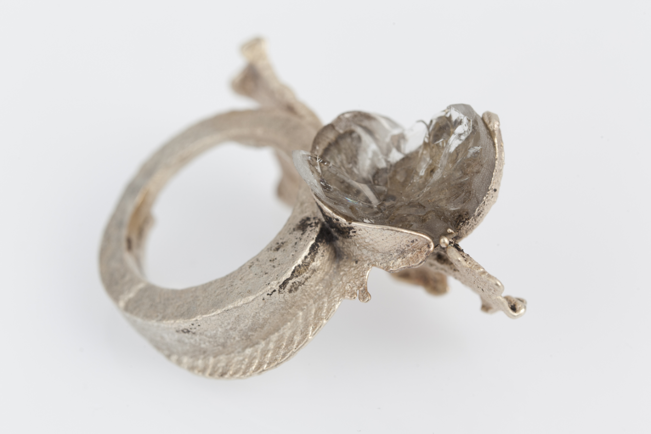 left-field: an artist run initiative: lucy pierpoint