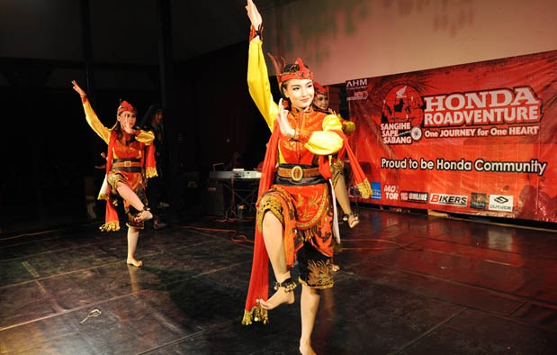 Sejarah, Gerakan, Penjelasan Tari Remo Banyuwangi - Cinta Indonesia