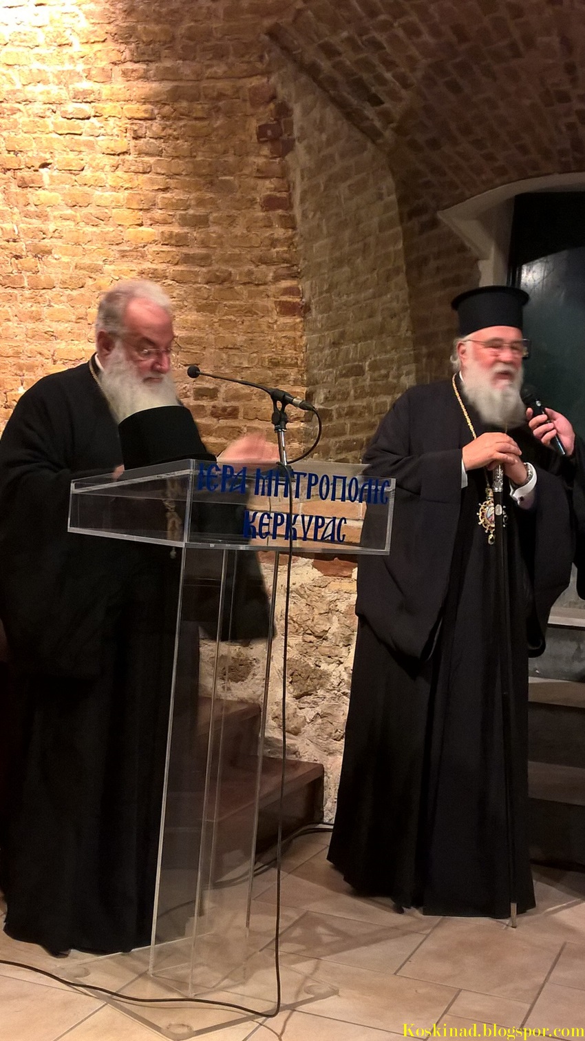 Ενορία Αγίου Ελευθερίου Κερκύρας: Ο ΣΕΒΑΣΜΙΩΤΑΤΟΣ ΜΗΤΡΟΠΟΛΙΤΗΣ ΝΑΪΡΟΜΠΙ ...