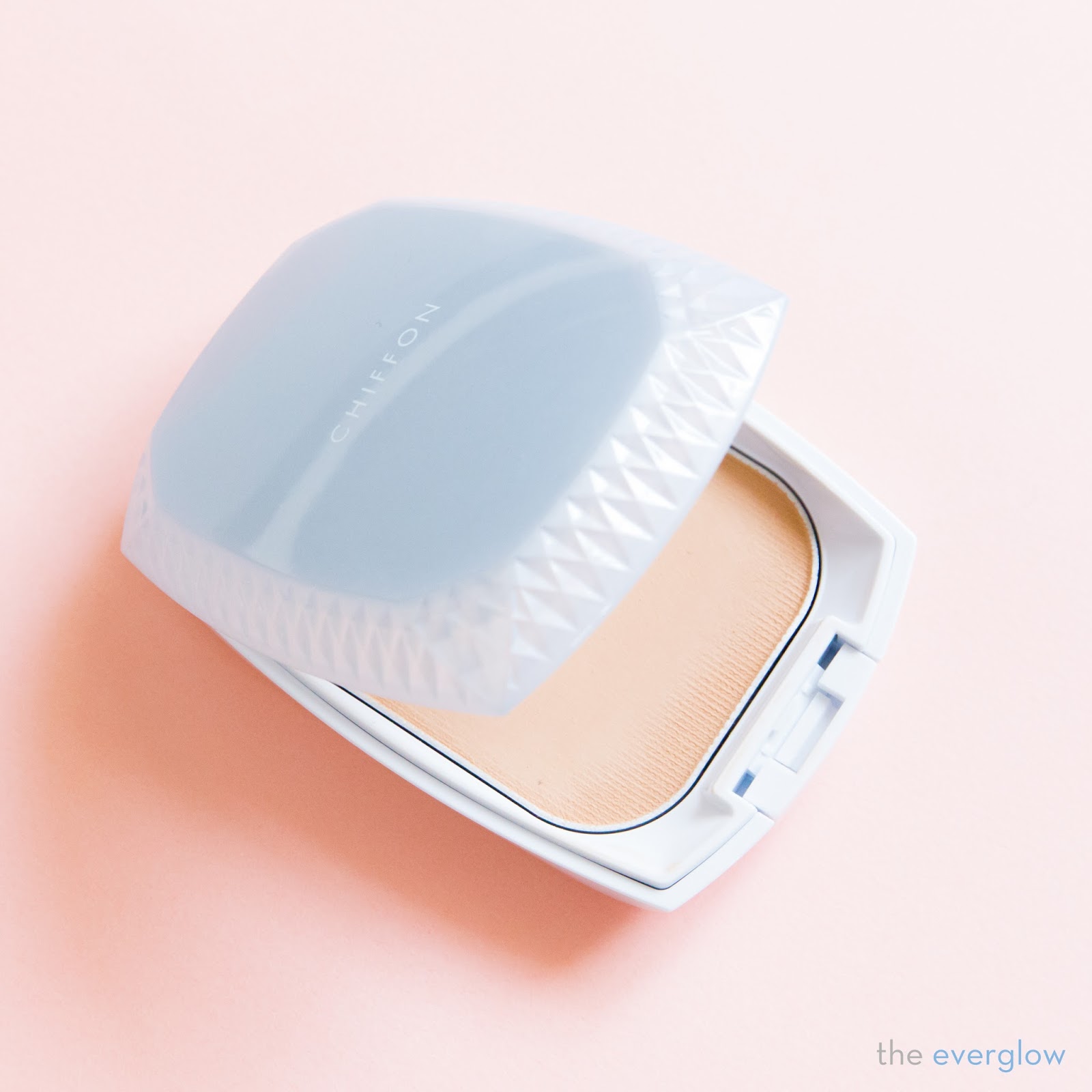 Review: ALBION White Chiffon Luminous Foundation in 050 | On The Everglow