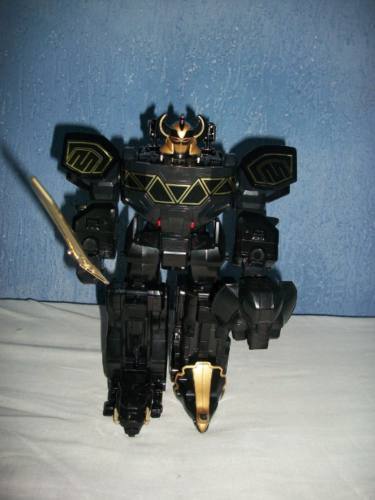 Colecionáveis Brasil: Megazord Black And Gold Power Rangers Zord (400,00)