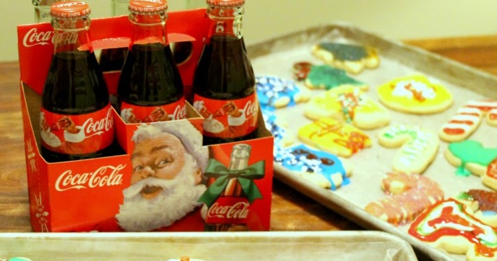 Hungry Harps: Our Christmas Cookie Decorating Tradition