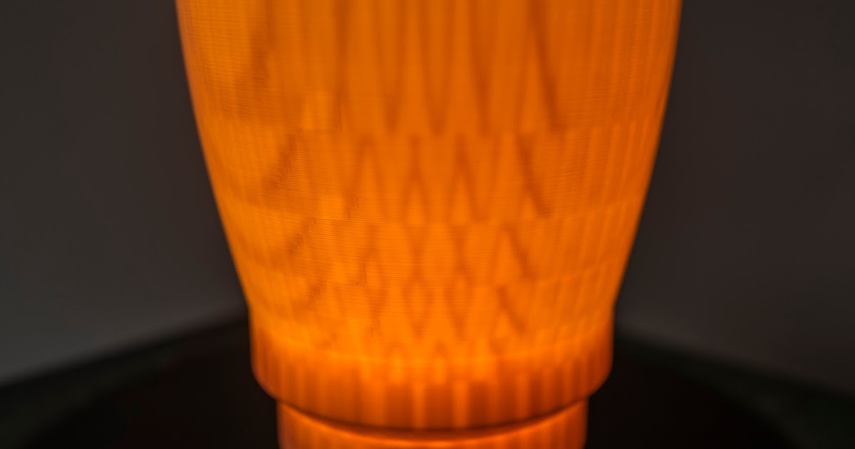 Small 3D printed hopper for the EK43 grinder