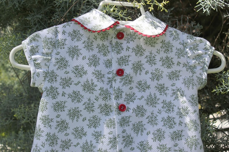 DIY Ropa de bebé: Vestido de flores y mangas de globo (patrón incluido ...