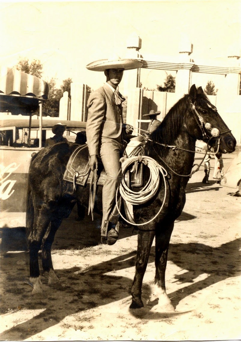 LAS AVENTURAS DEL CAPULÍN: LOS INICIOS DE LA CHARRERÍA