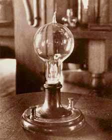 Bricotronika: La bombilla de Thomas Alva Edison cumple 135 años