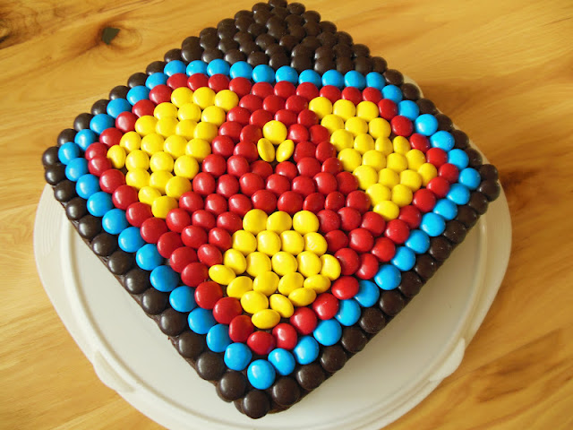 ALL THINGS DELICIOUS: A Super Cake