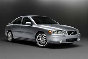 Volvo Cars Wallpaper and Features Overview