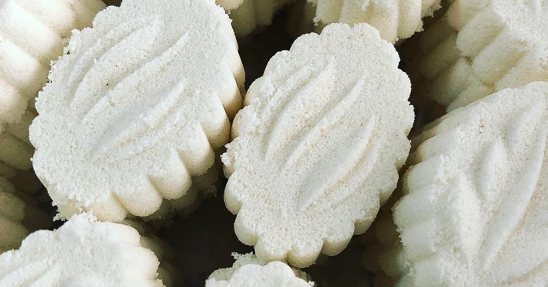 kuih putu beras kelantan - Austin Davies