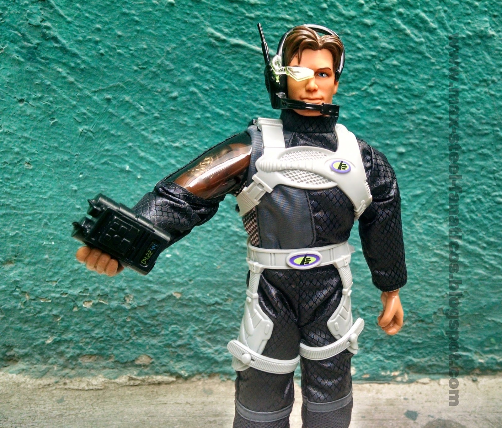 Max Steel Fanáticos: Max Steel Night Combat: Detalle a detalle